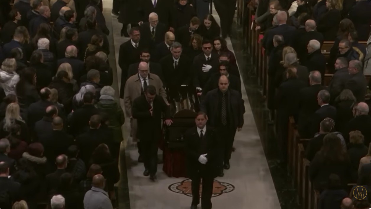 Funerale di Rocco Commisso, il figlio: "Ha investito nel futuro della ...